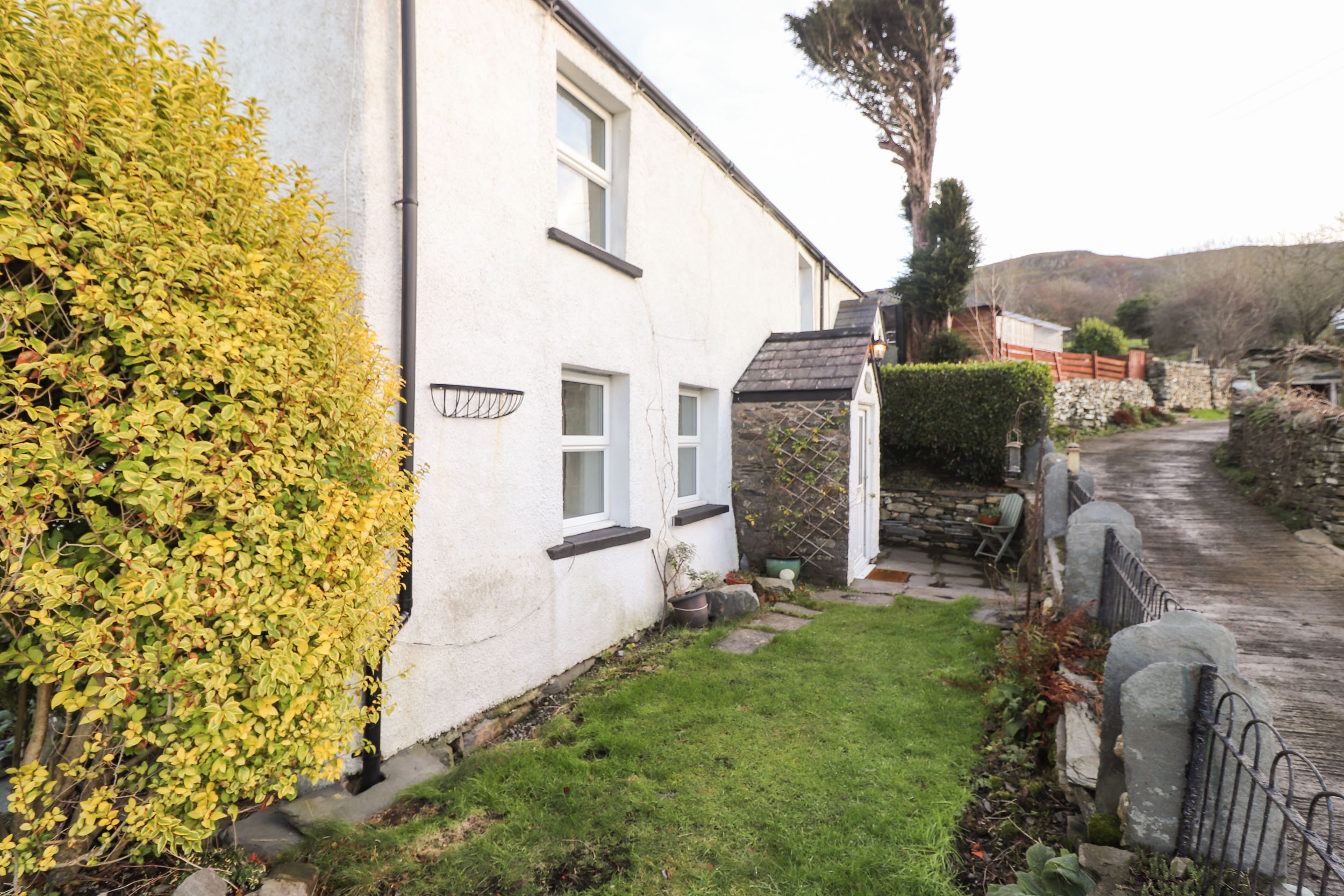 Lilac Cottage, Grizebeck - Dog Friendly Holiday Cottage in The Lake ...