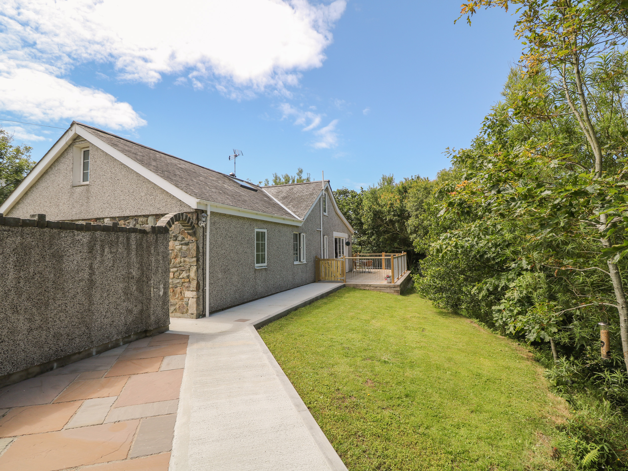 Glan Felin - Dog Friendly Cottage in Aberdaron - Snowdonia, North Wales ...